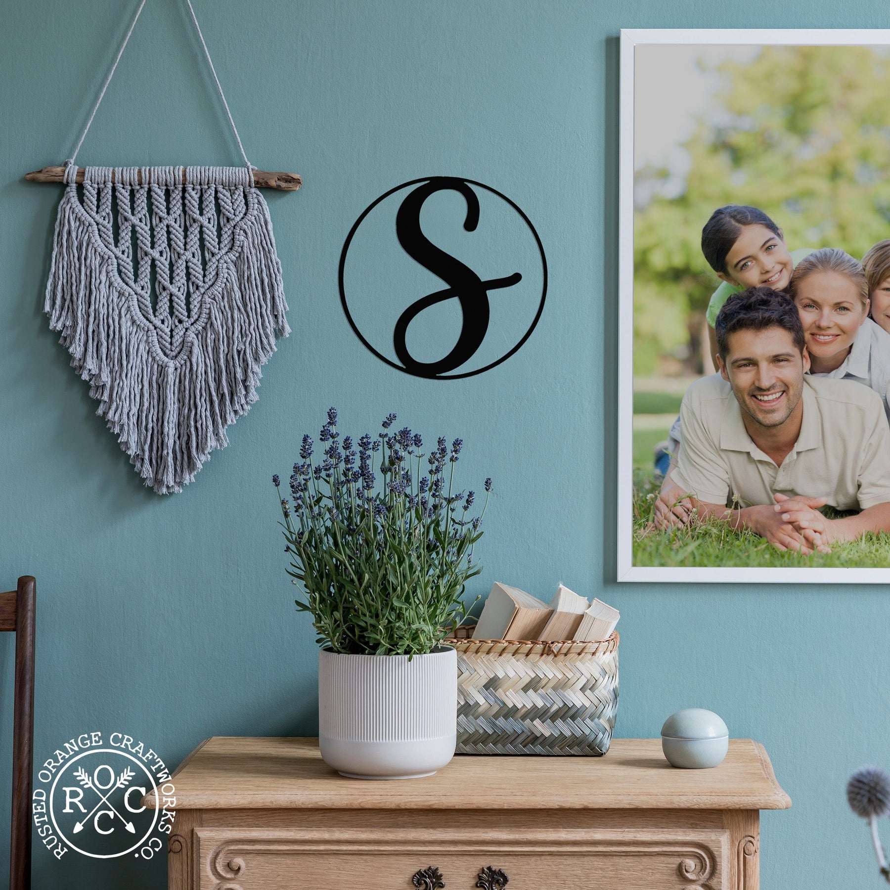 10" Single Letter Circle Monogram - 3 Styles - Custom Monogram Door Ha ...