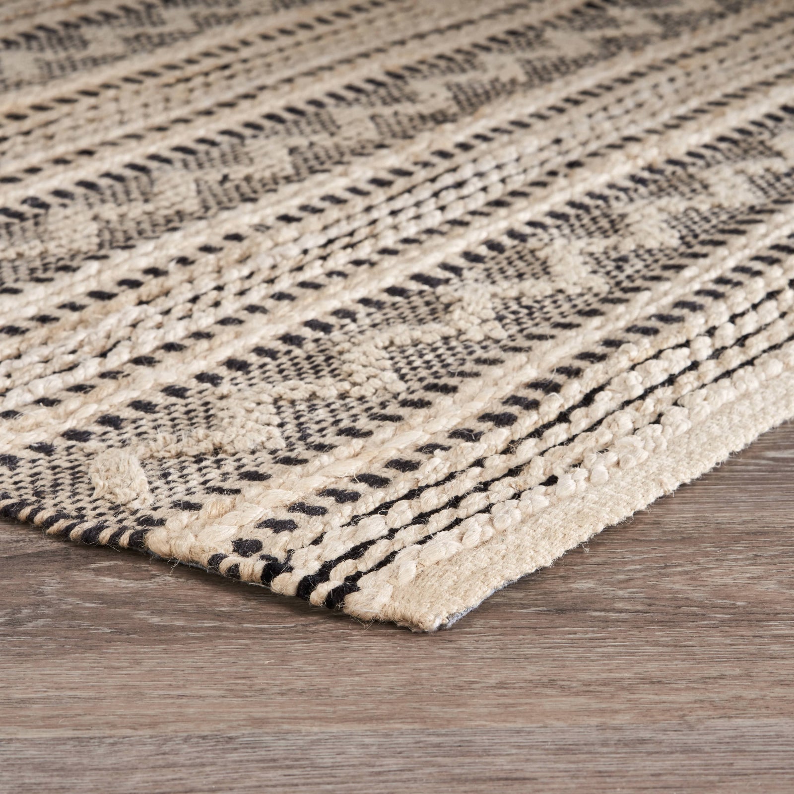 LR Home Bleached Naturals Black Chevron Area Rug – Incredible Rugs and ...