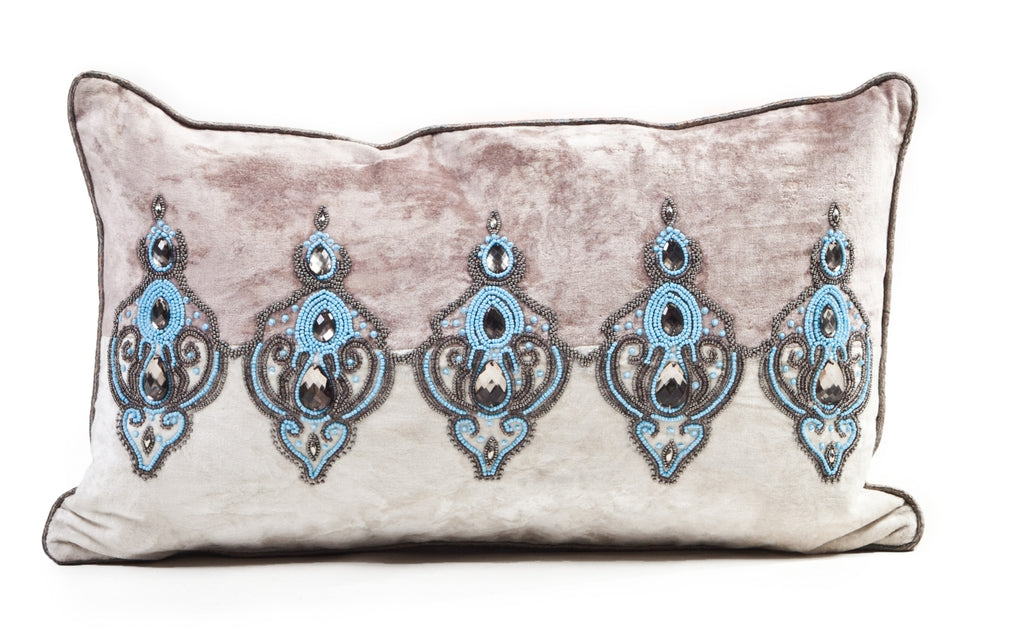 Auskin Velvet Basque Beige/Cream – Incredible Rugs and Decor