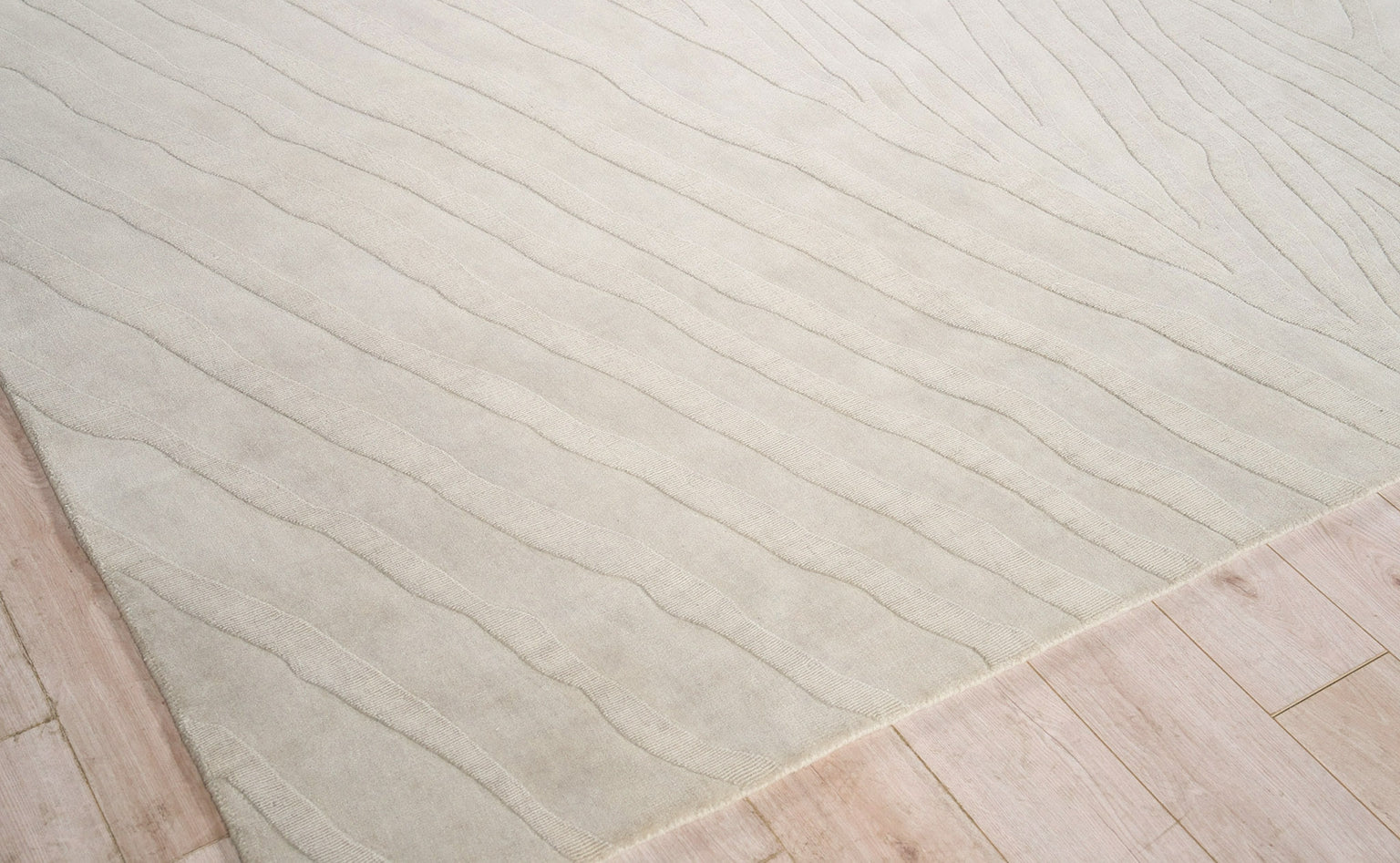 Exquisite Rugs Tempo 6189 Light Silver Area Rug – Incredible Rugs and Decor