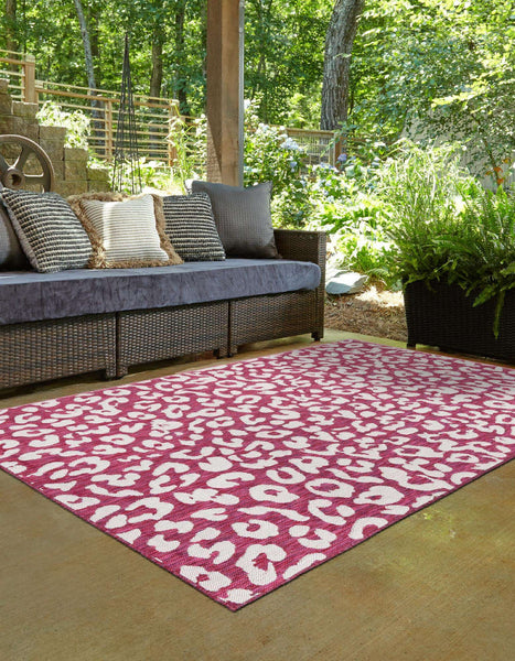 Unique Loom Outdoor Safari T-KZOD6 Magenta Area Rug – Incredible Rugs ...