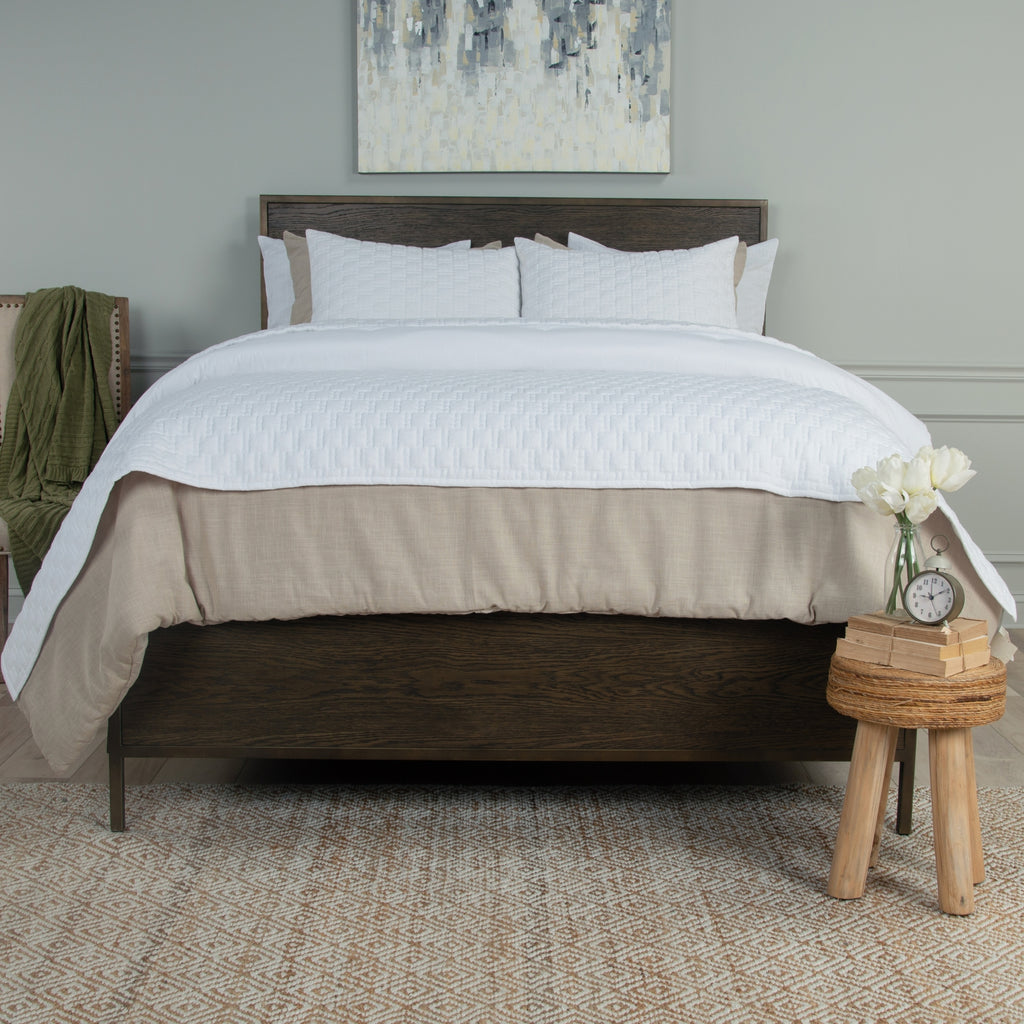 Rizzy Quilts BQ6873 White Bedding – Incredible Rugs and Decor