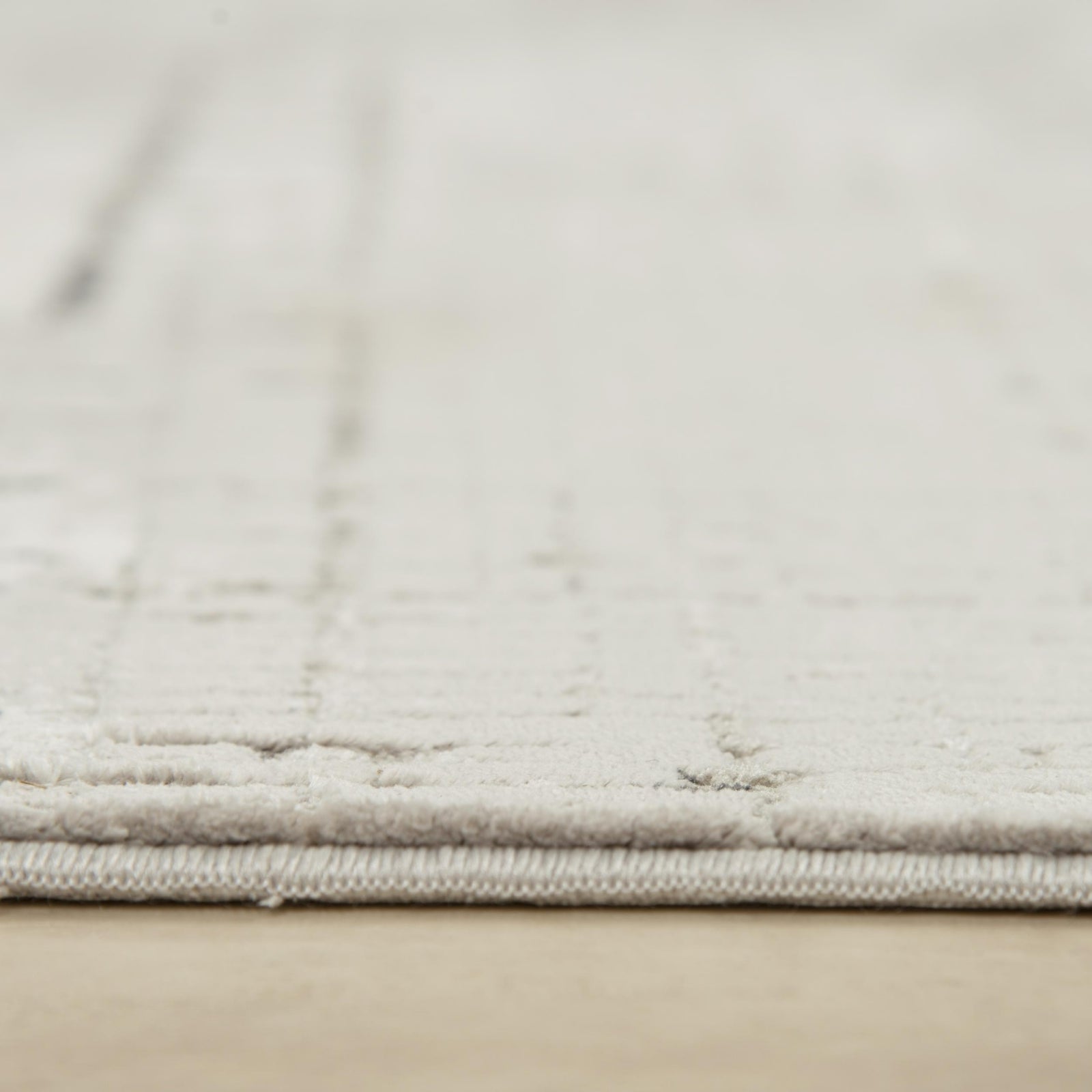 Rizzy Calabria CLA799 Ivory Area Rug – Incredible Rugs and Decor