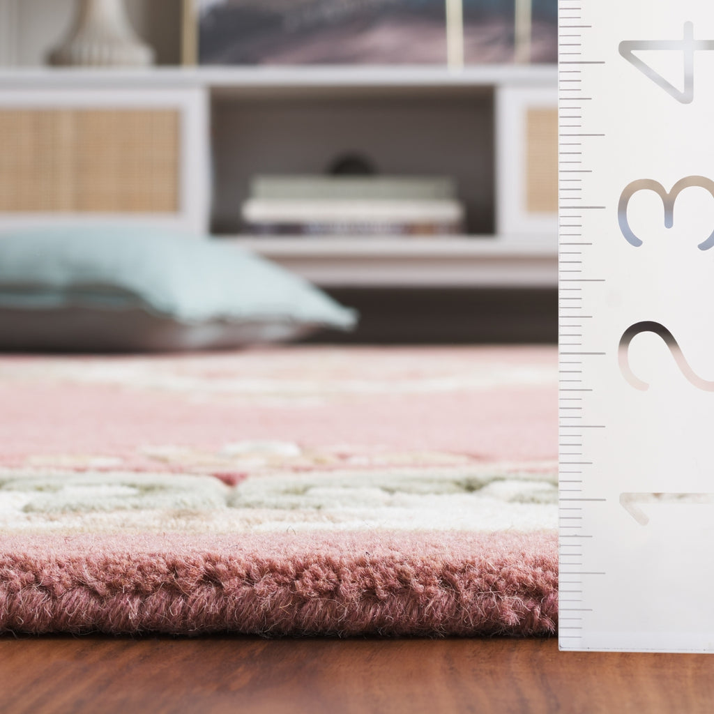 Safavieh Aubusson AUB301U Pink / Ivory Area Rug – Incredible Rugs and Decor