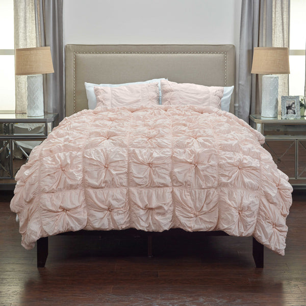 Rizzy BT1392 Plush Dreams Pink Bedding – Incredible Rugs and Decor