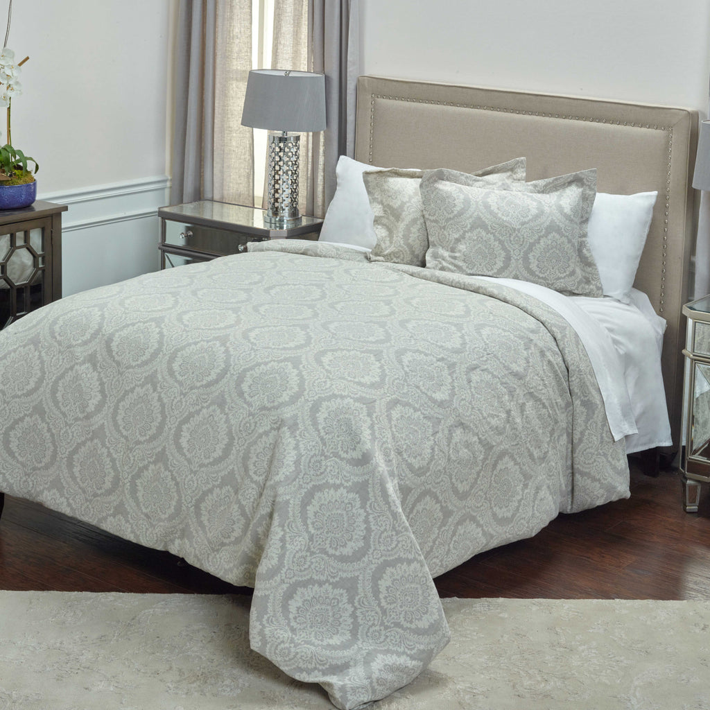 Rizzy BT3011 Isabella Ivory Bedding – Incredible Rugs and Decor