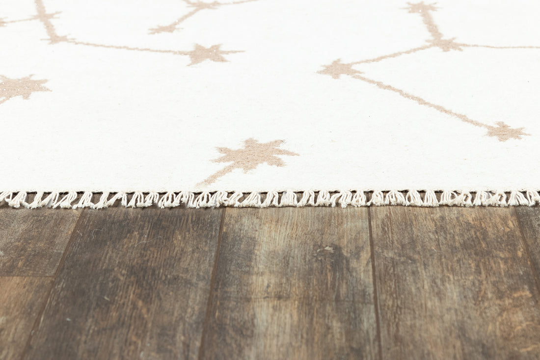 Momeni Jem JEM-1 Ivory Area Rug by Novogratz – Incredible Rugs and Decor