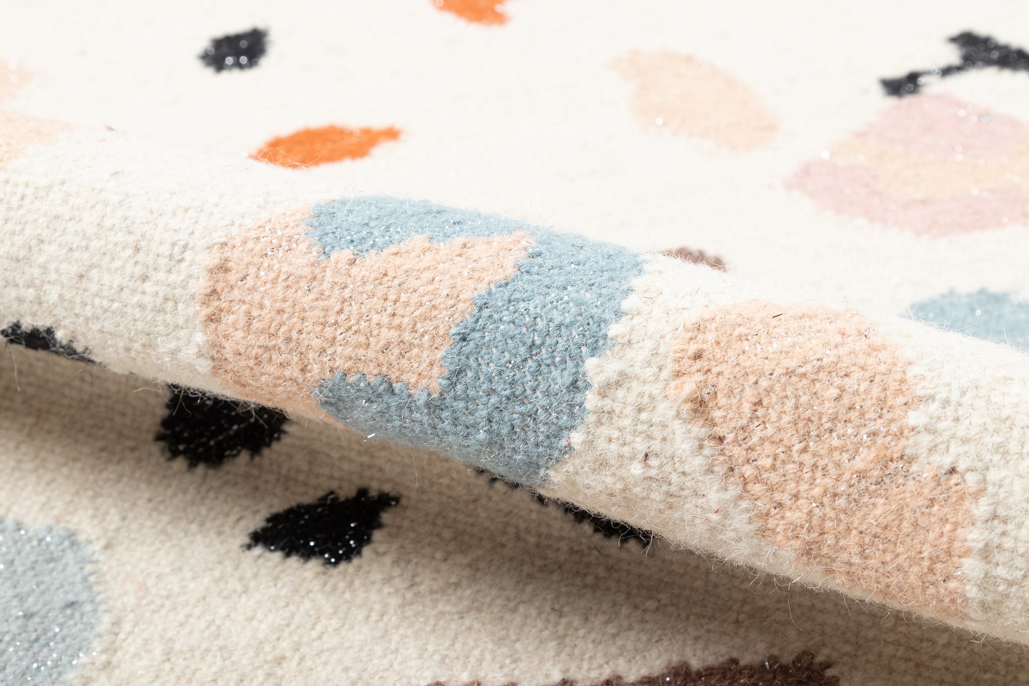 Momeni Jem JEM-2 Ivory Area Rug by Novogratz – Incredible Rugs and Decor
