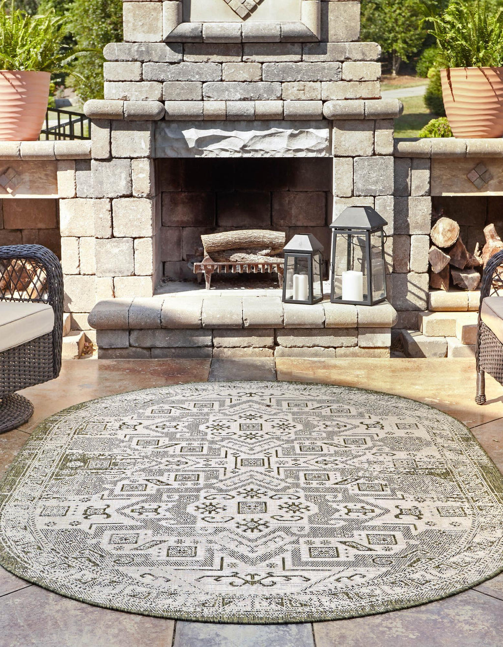 Unique Loom Outdoor Aztec T-KZOD16 Green Area Rug – Incredible Rugs and ...