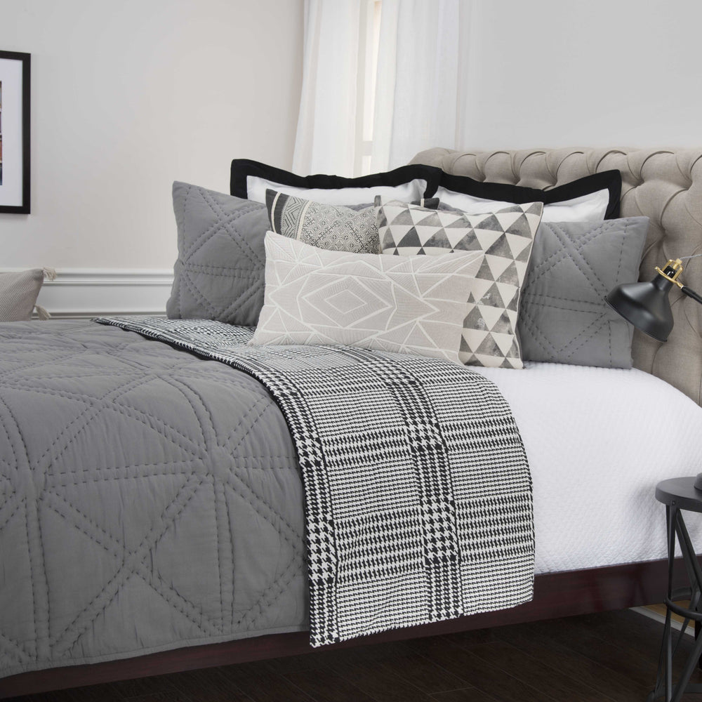 Rizzy BQ4833 Simpson Grey Gray Bedding – Incredible Rugs and Decor