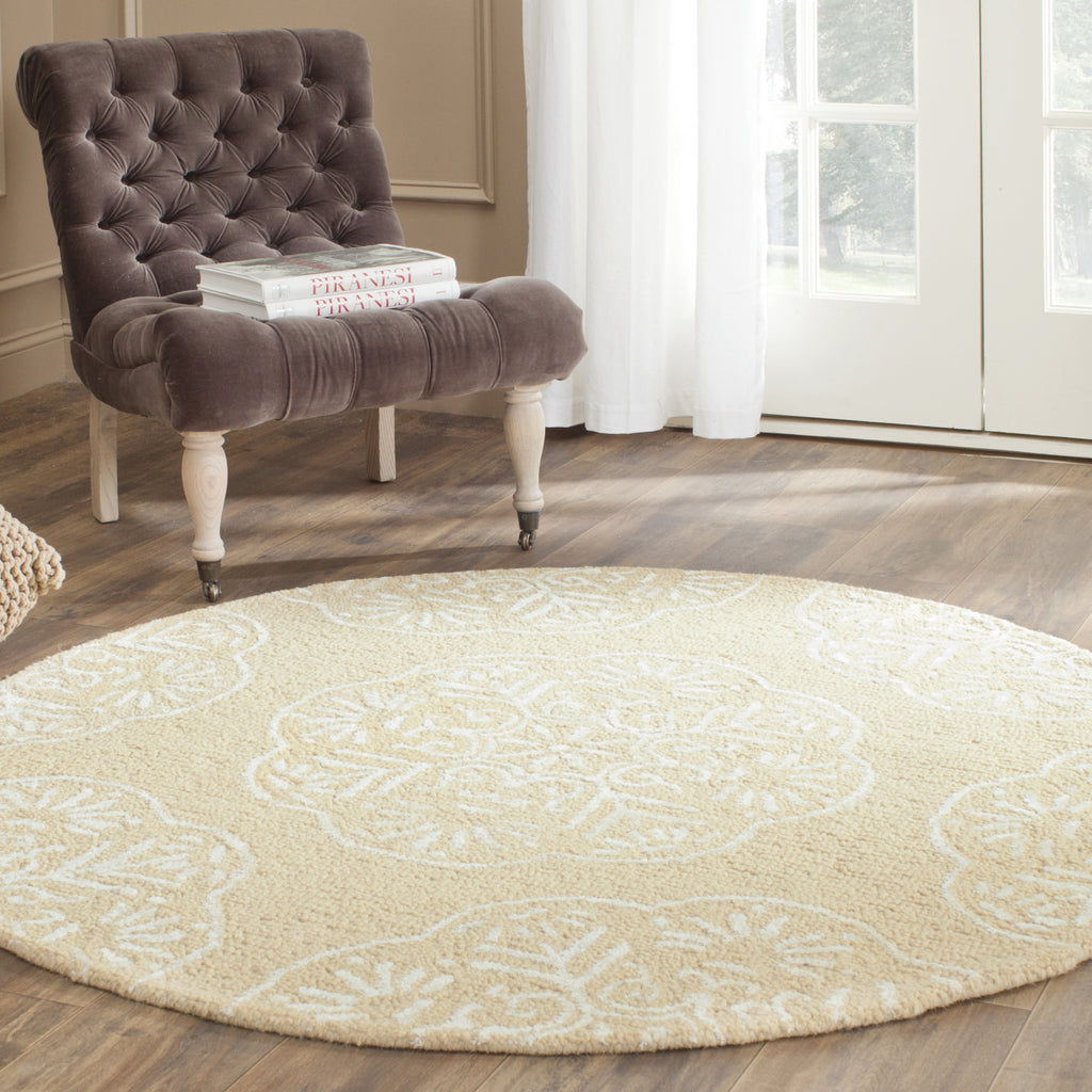 Safavieh Bella Beige/Ivory Area Rug – Incredible Rugs and Decor