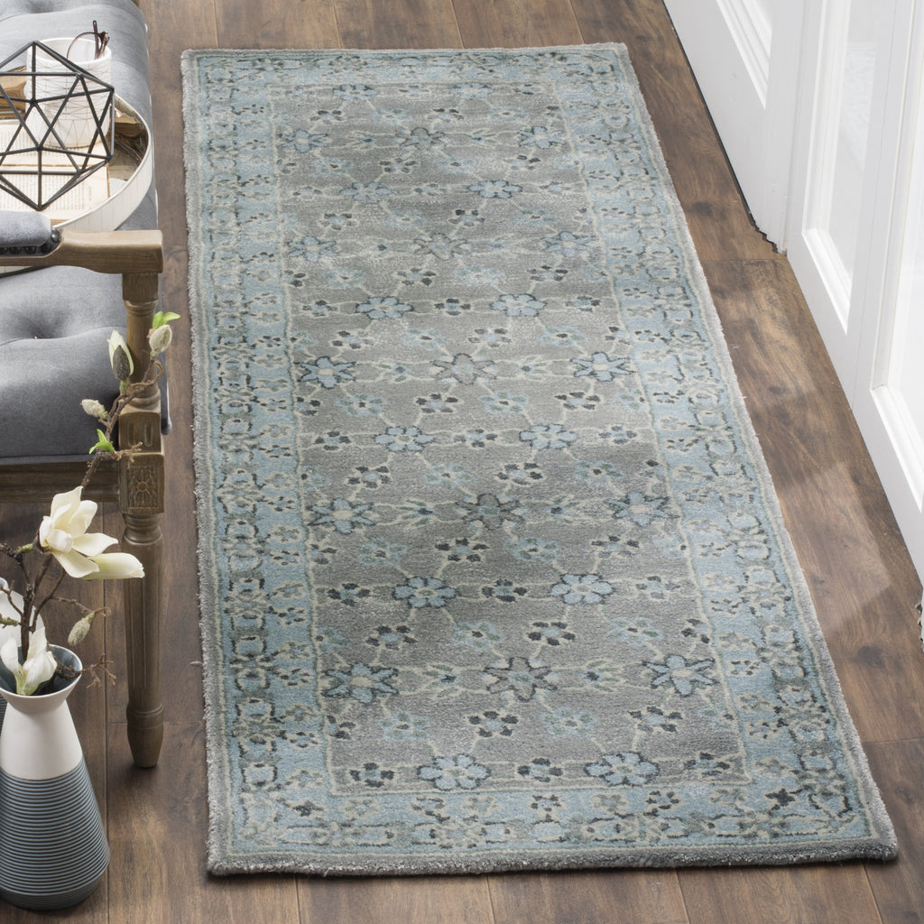 Safavieh Bella 932 Silver/Light Blue Area Rug – Incredible Rugs and Decor