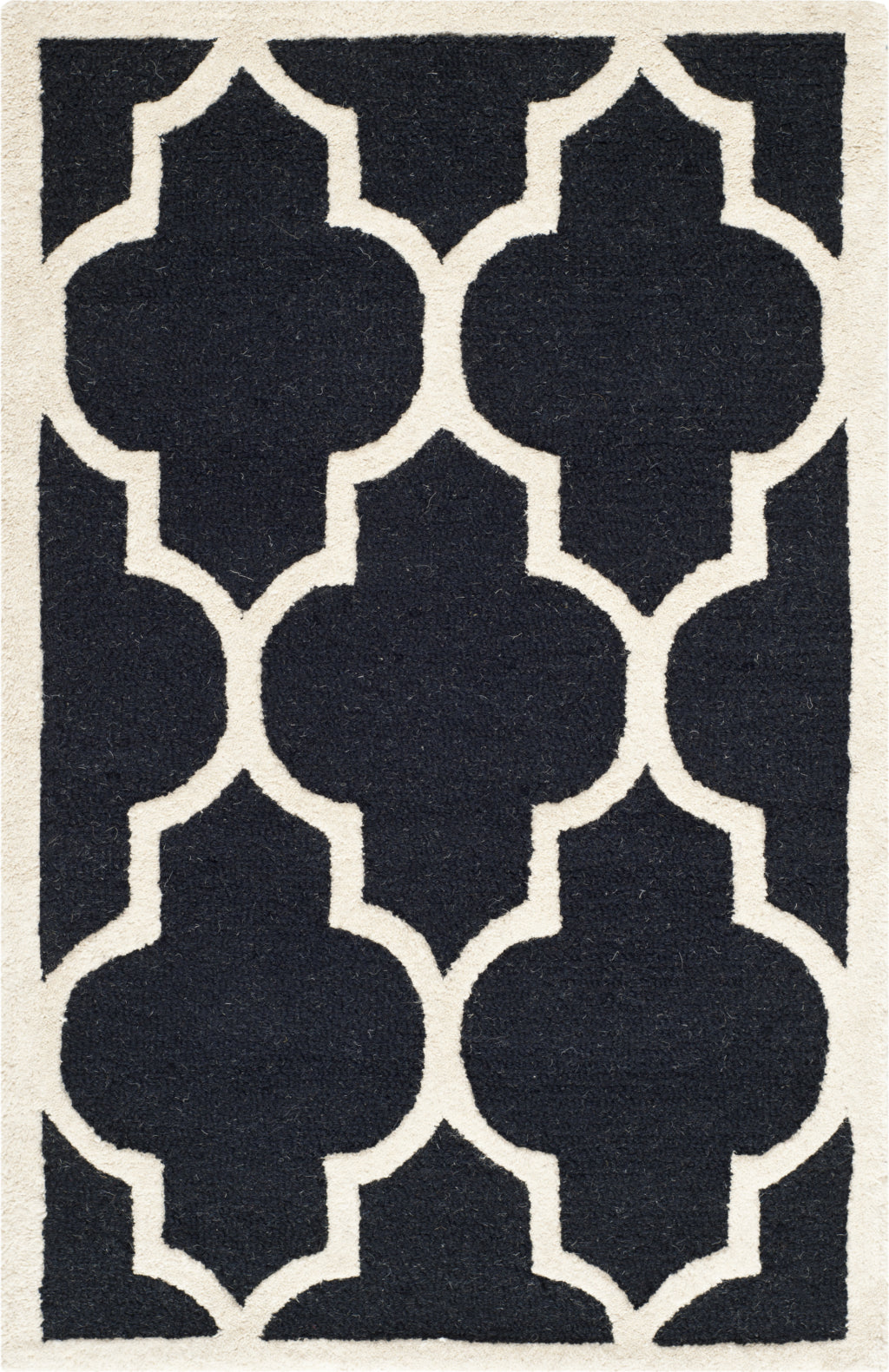 Safavieh Cambridge 134 Black/Ivory Area Rug – Incredible Rugs and Decor