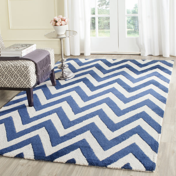 Safavieh Cambridge 139 Navy/Ivory Area Rug – Incredible Rugs and Decor