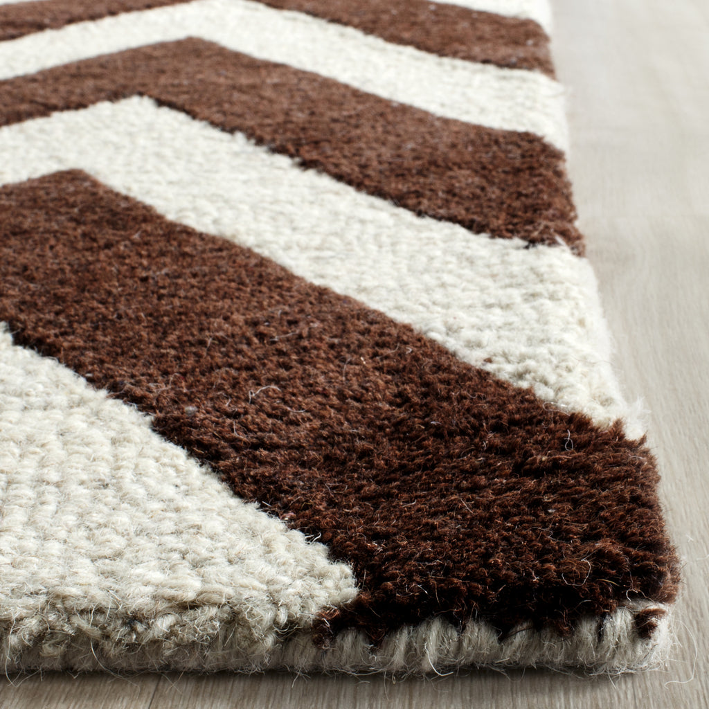 Safavieh Cambridge 139 Dark Brown/Ivory Area Rug – Incredible Rugs and ...