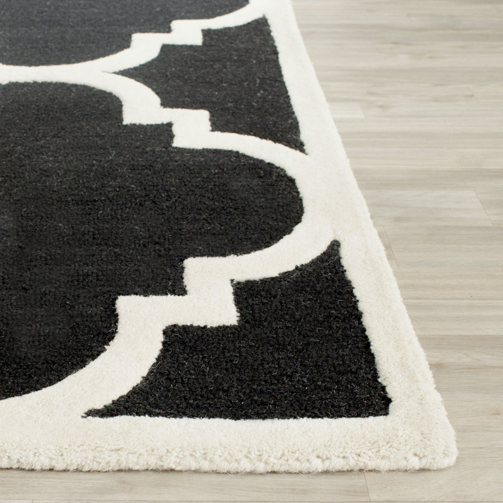 Safavieh Cambridge 140 Black/Ivory Area Rug – Incredible Rugs and Decor