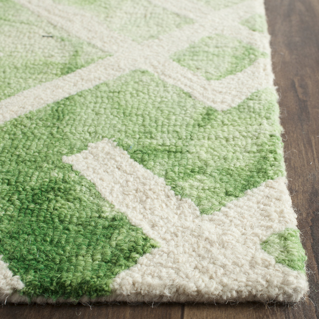 Safavieh Dip Dye 677 Green/Ivory Area Rug – Incredible Rugs and Decor
