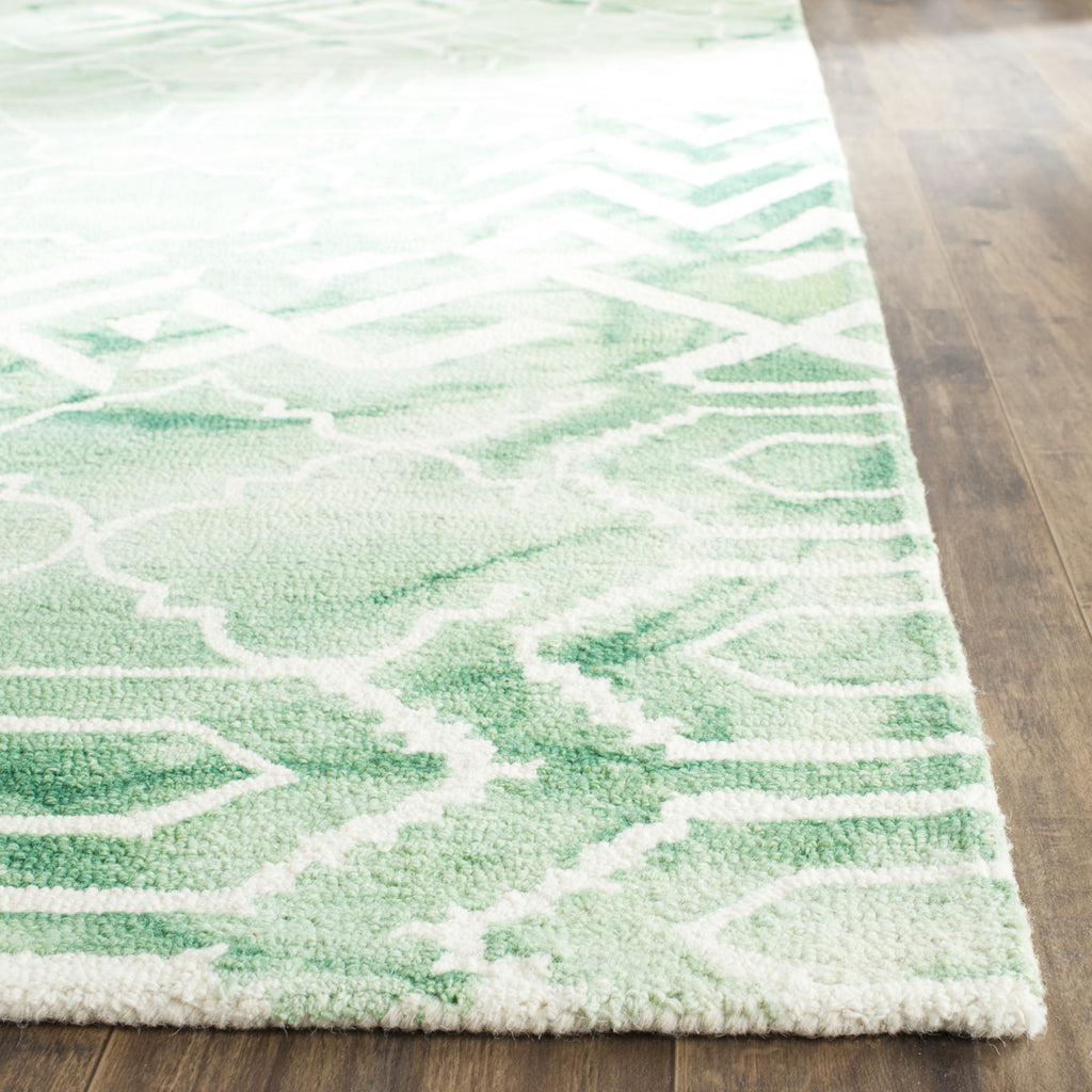 Safavieh Dip Dye 678 Green/Ivory Area Rug – Incredible Rugs and Decor