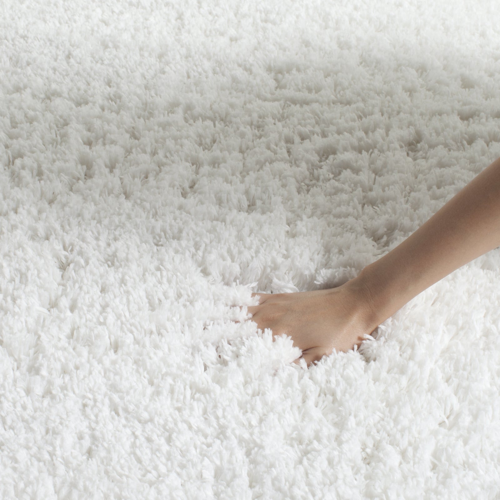 Safavieh Indie Shag SGI320C White Area Rug – Incredible Rugs and Decor