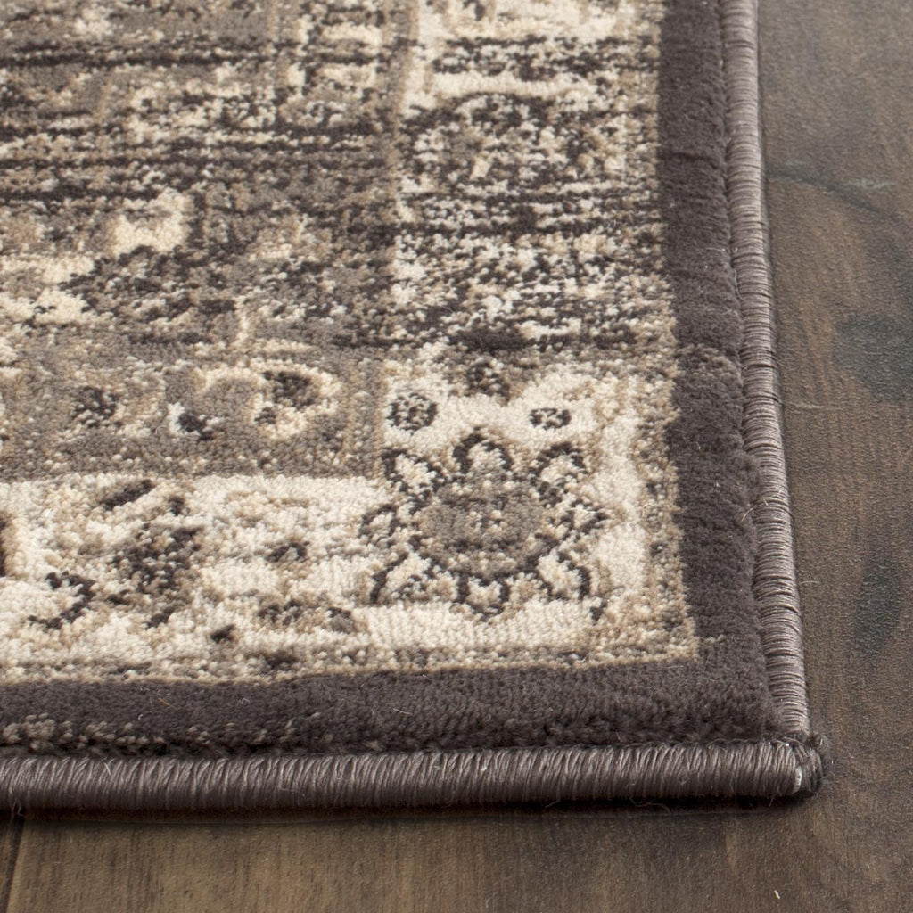 Safavieh Vintage VTG574F Black/Ivory Area Rug – Incredible Rugs and Decor