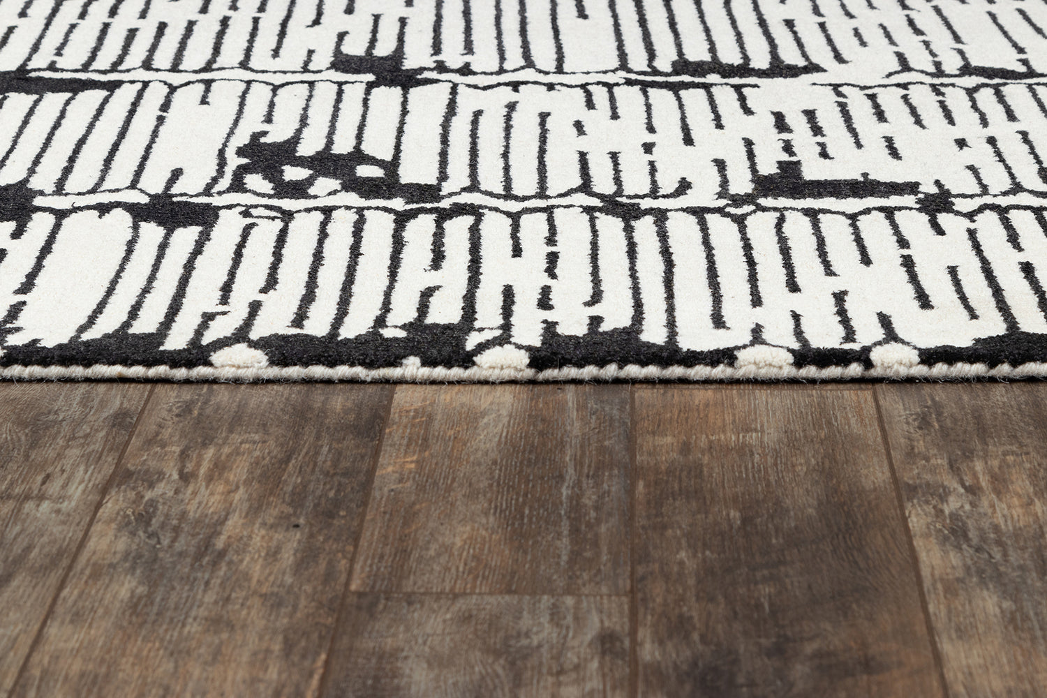 Momeni Smith SMI-2 Black Area Rug – Incredible Rugs and Decor