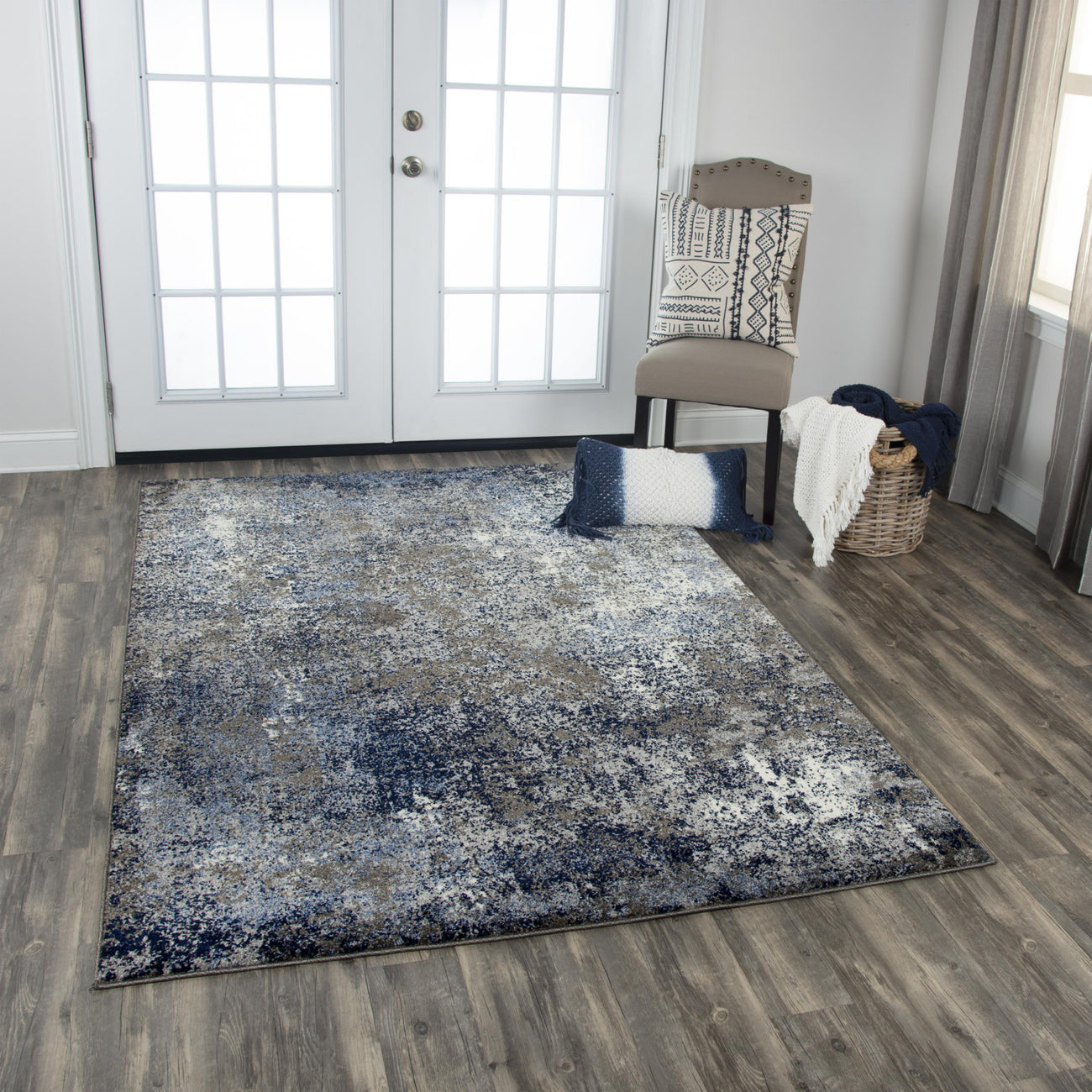 Rizzy Valencia VCA104 Silver Area Rug – Incredible Rugs and Decor