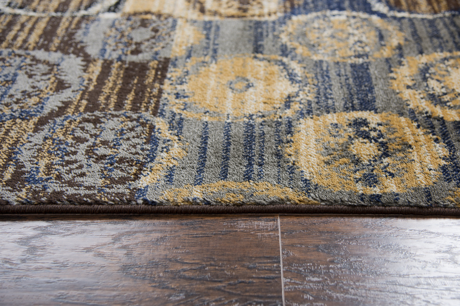 Rizzy Xceed XE7045 Beige Area Rug – Incredible Rugs and Decor